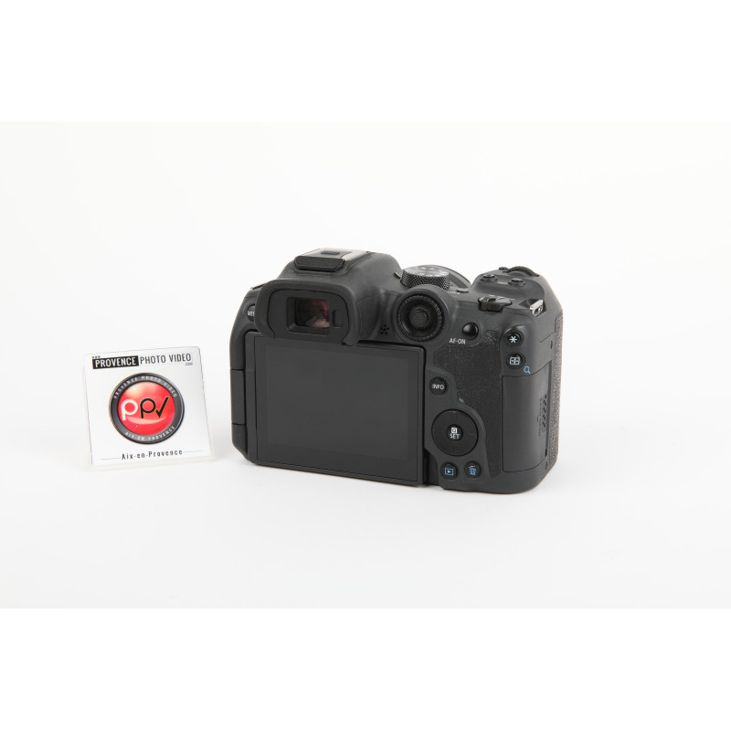 Canon EOS R7 + 18-150 /3.5-6.3 IS STM